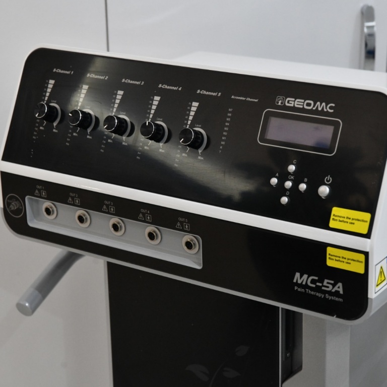 Secondhand Pain Therapy System Calmare MC-5A - Medbidding