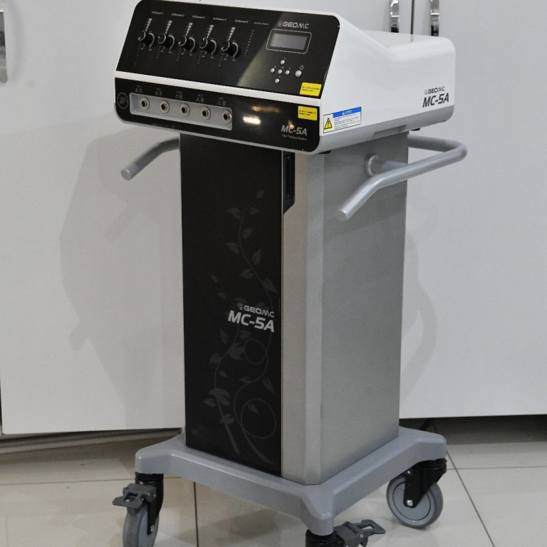 Secondhand Pain Therapy System Calmare MC-5A - Medbidding