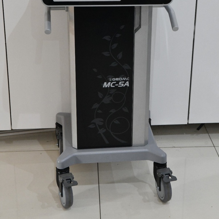 Secondhand Pain Therapy System Calmare MC-5A - Medbidding