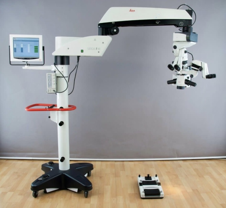 Secondhand Leica F40 Eye Surgical Microscope - Medbidding