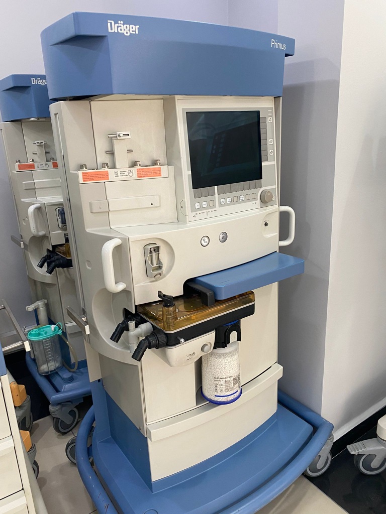 Secondhand Draeger Primus Anesthesia Machine - Medbidding