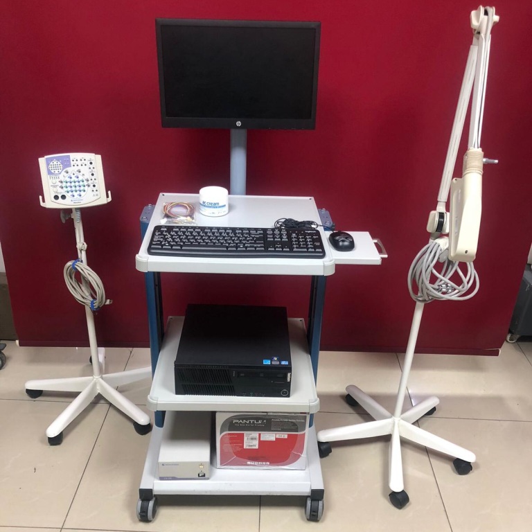 Secondhand Nihon Kohden Neurofax EEG-1200 32 Channel EEG Device ...