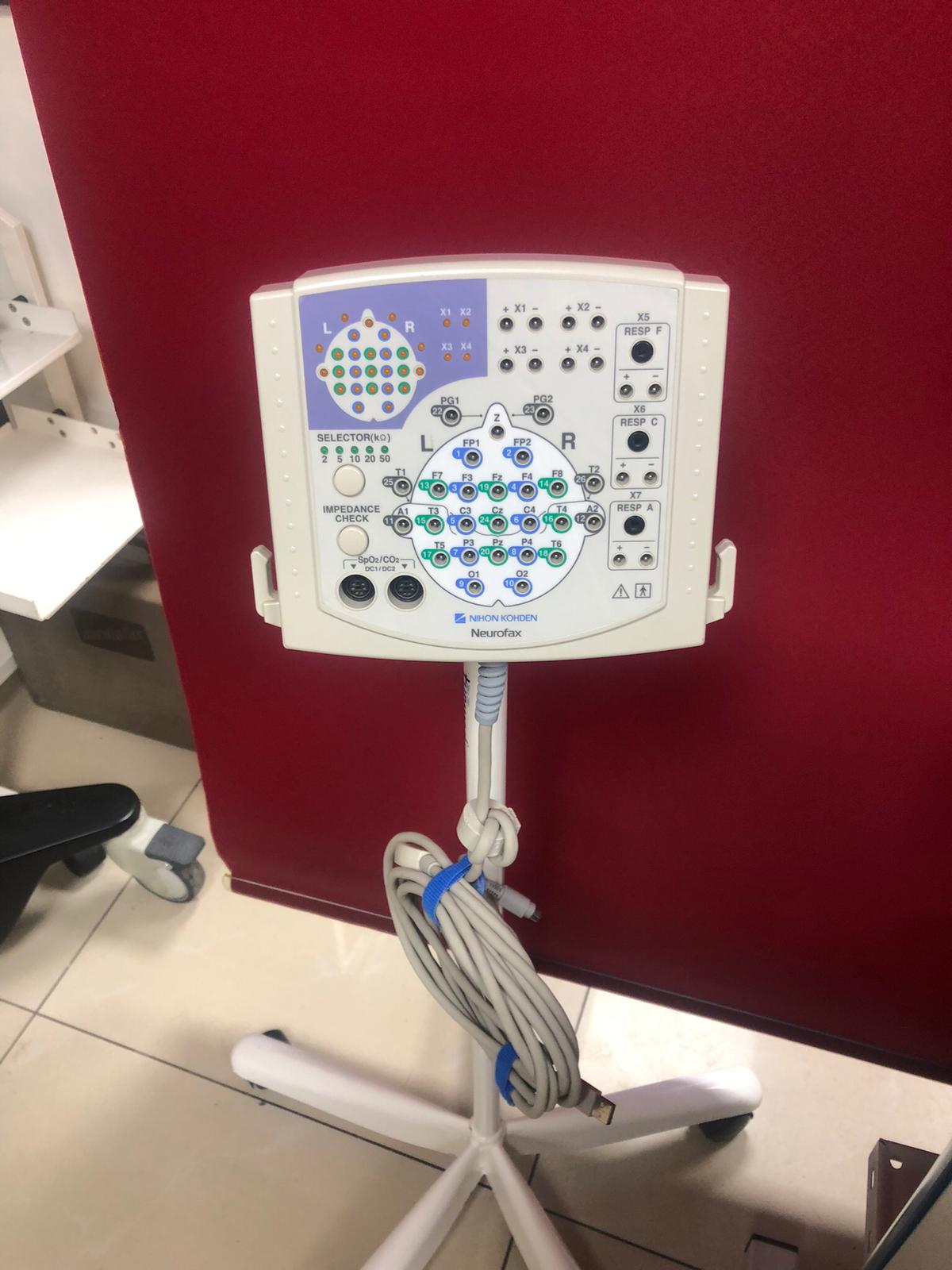 Secondhand Nihon Kohden Neurofax EEG-1200 32 Channel EEG Device ... Secondhand Nihon Kohden Neurofax EEG-1200 32 Channel EEG Device ...
