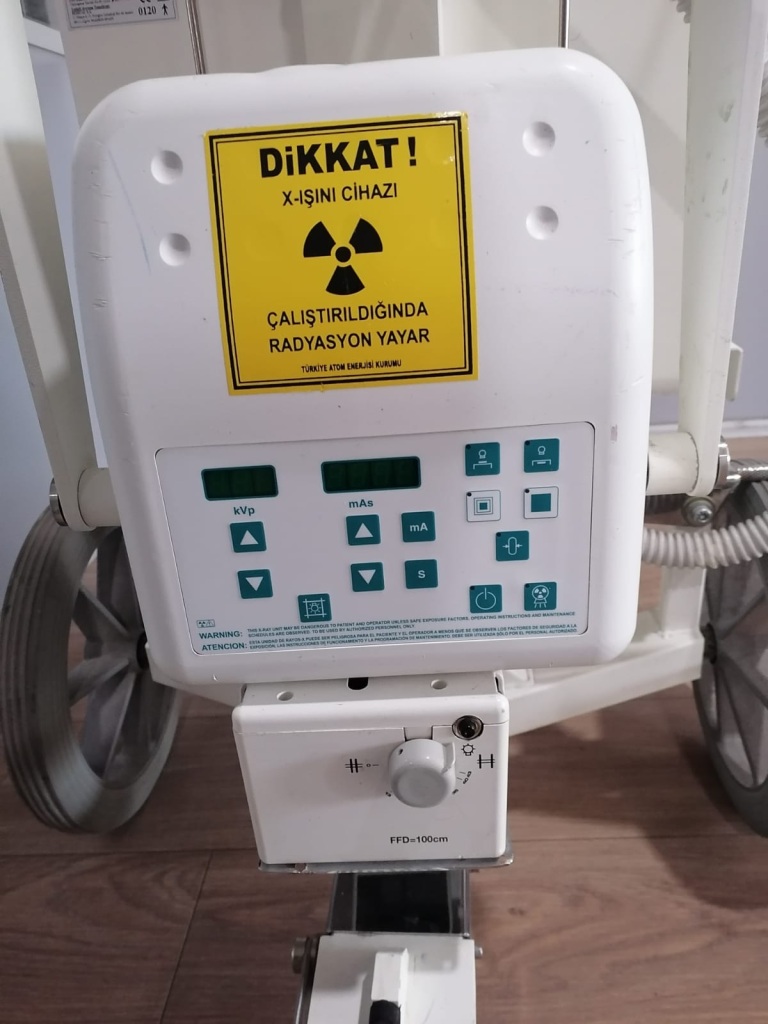 Secondhand Sedecal Portable X-Ray Device - Medbidding