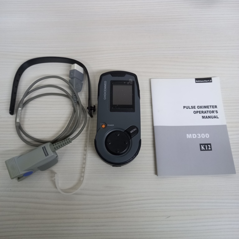 Secondhand Choicemmed MD300K1 Handheld Pulse Oximeter - Medbidding