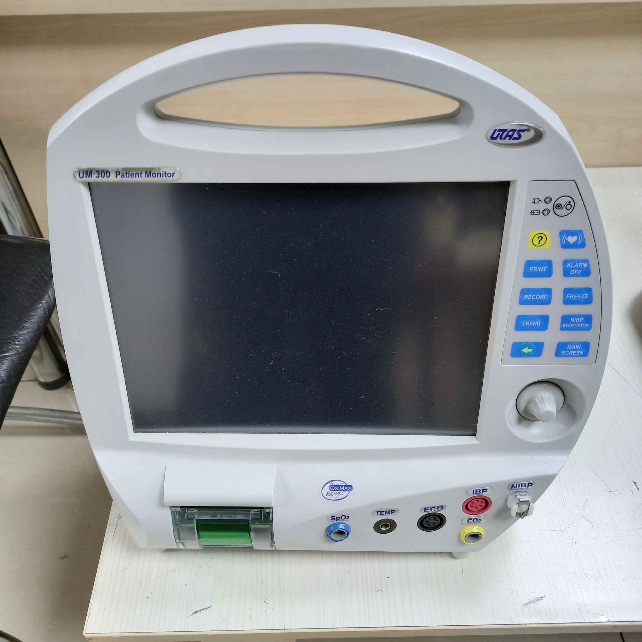 3 Pieces Secondhand Utas UM-300P Patient Monitor - Medbidding