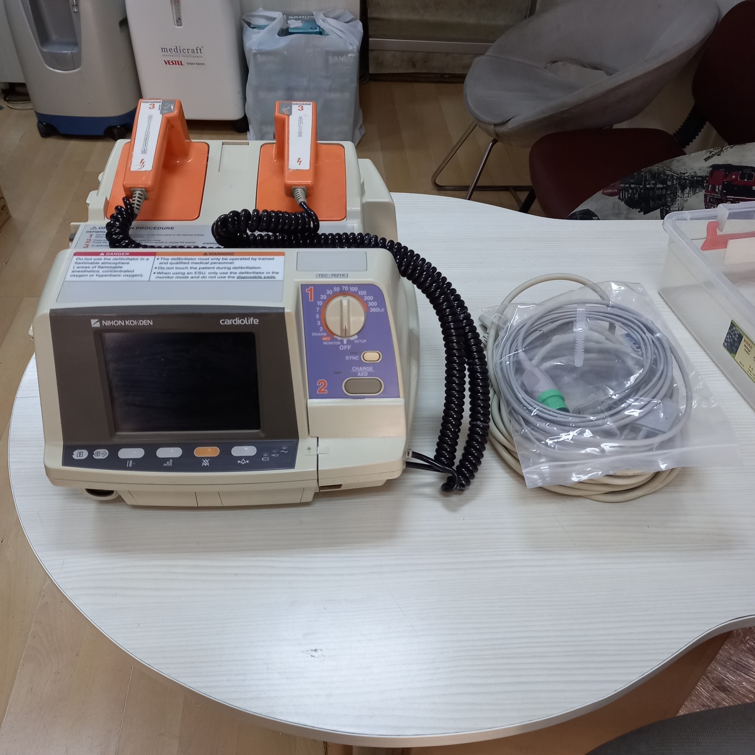 Secondhand Nihon Kohden Cardiolife TEC-7621K Monitor Defibrillator ...