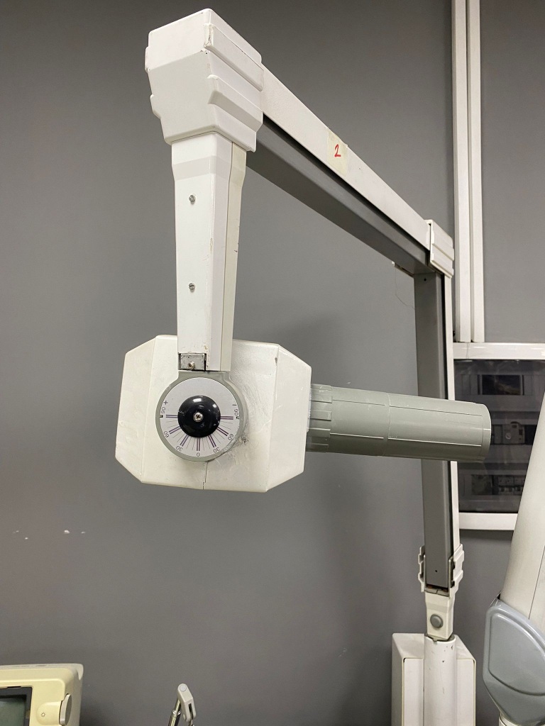 Secondhand Trophy ETX Periapical Portable X-Ray Device - Medbidding