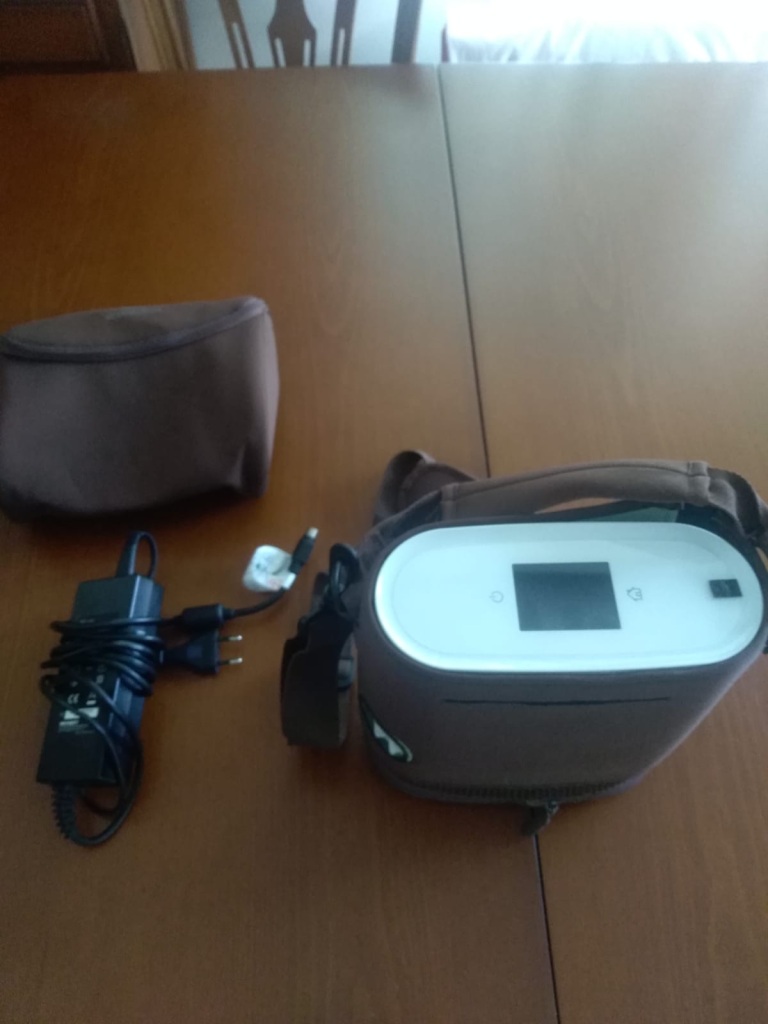 Secondhand Philips Respironics Simply Go Mini 2.3kg Portable Oxygen ...