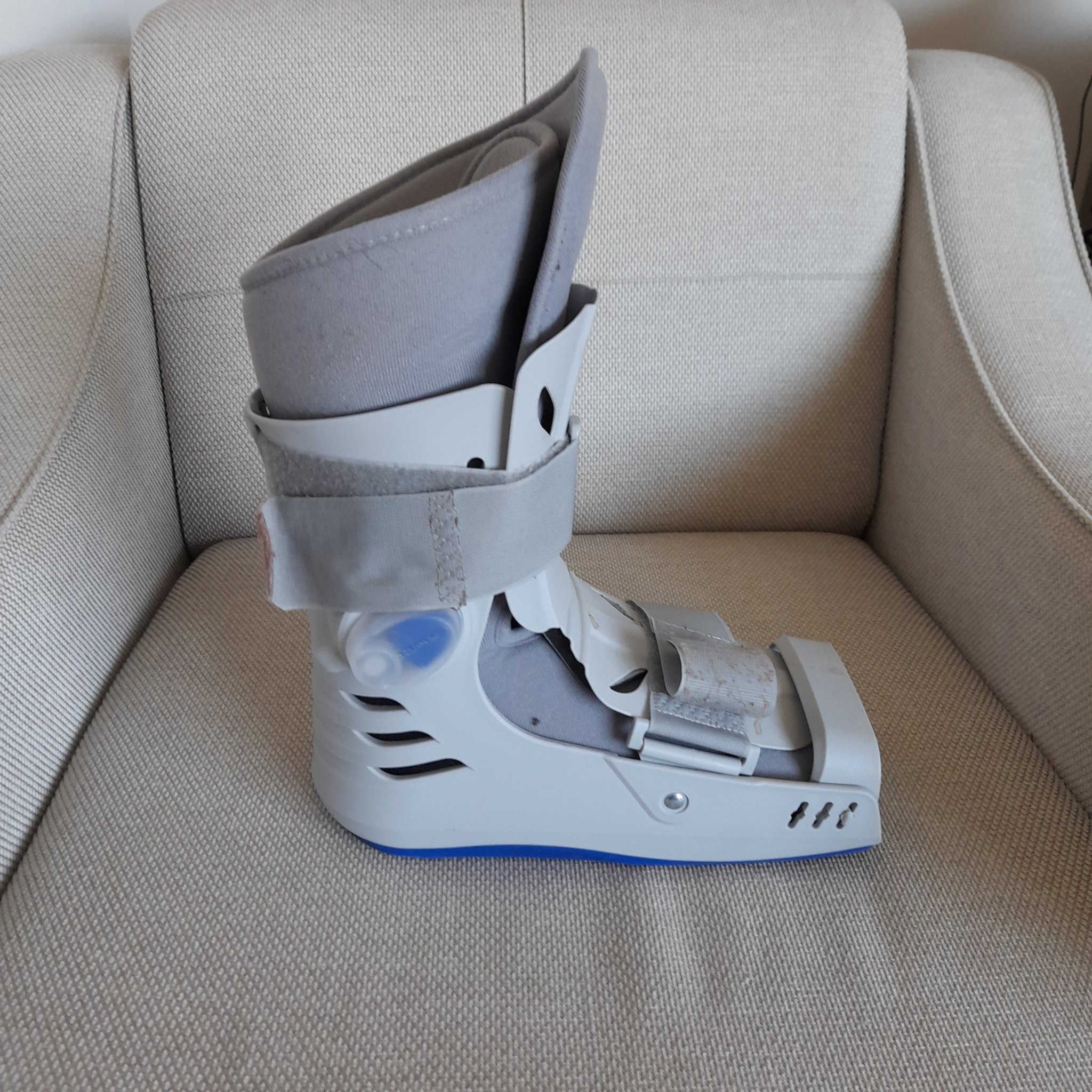 Secondhand Orthosoft Air Walker Short Large Ankle Stabilization ...