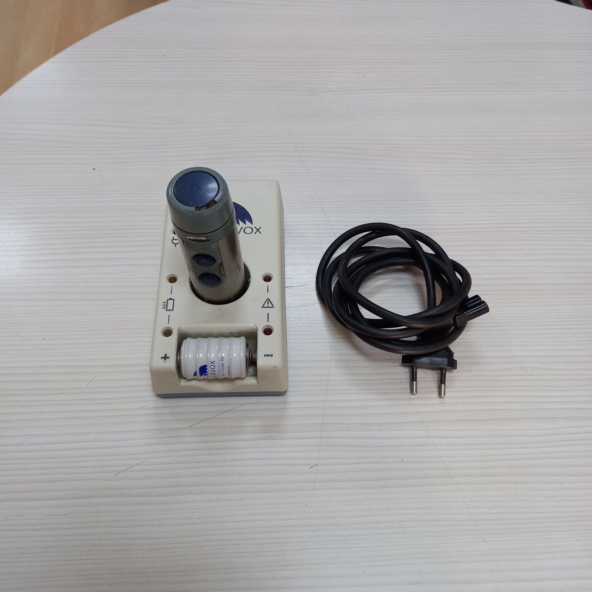 Secondhand Servox Digital Electrolarynx - Medbidding