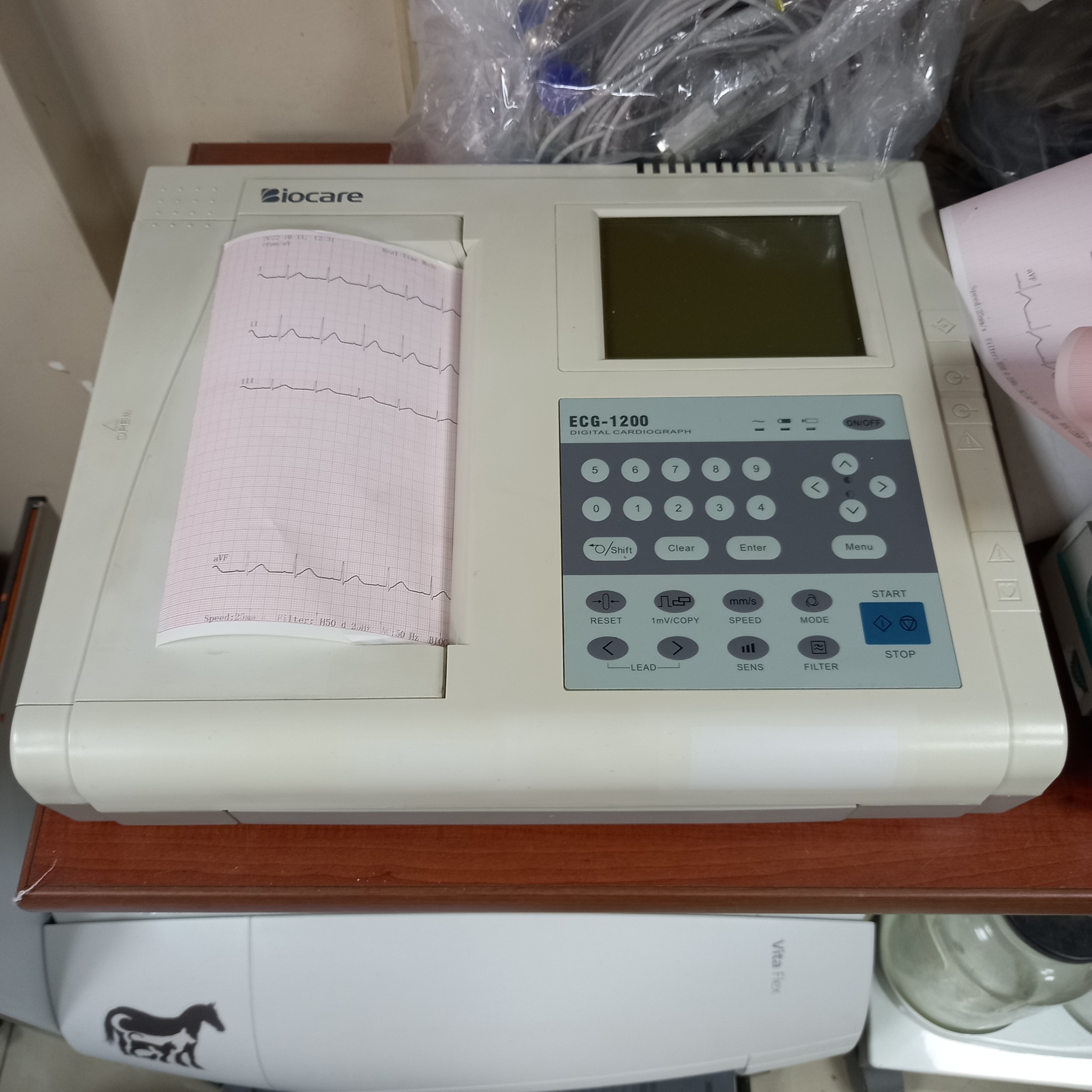 Secondhand Biocare ECG-1200 12 Channel ECG Device - Medbidding