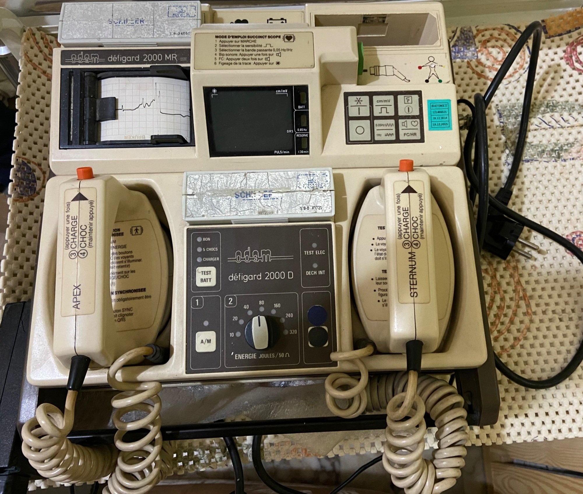 Secondhand Schiller 2000D Monitor Defibrillator - Medbidding