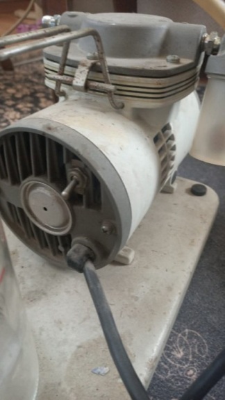 Secondhand Thomas 1132D Suction Device - Medbidding