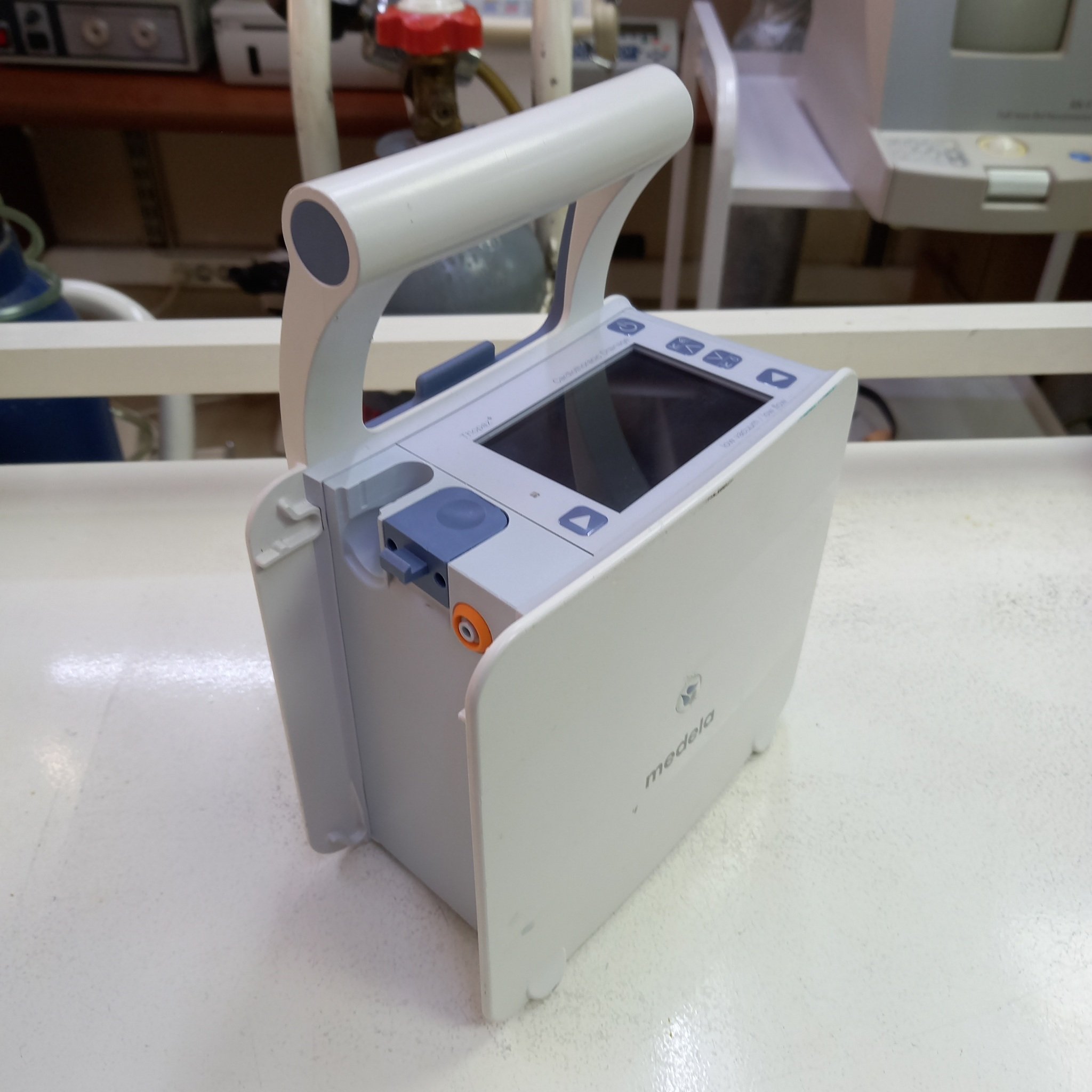 Secondhand Medela Thopaz Plus Chest Drainage System - Medbidding