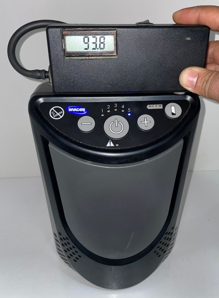 Secondhand Invacare XPO2 2.9kg Portable Oxygen Concentrator - Medbidding