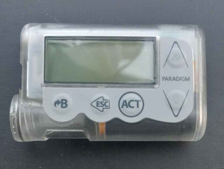 Secondhand Medtronic Minimed Paradigm Insulin Pump - Medbidding