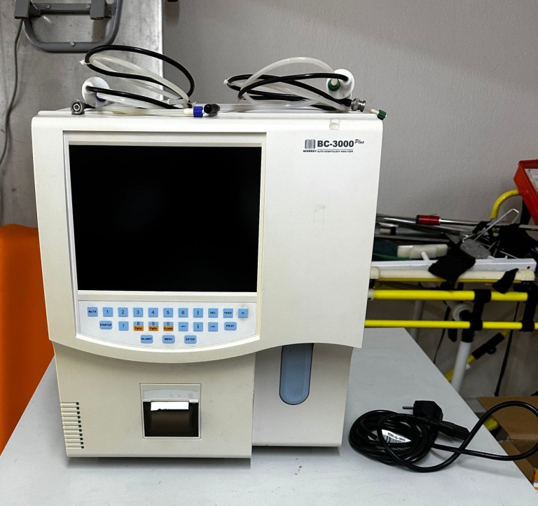 Secondhand Mindray BC-3000 Plus Hemogram Device - Medbidding