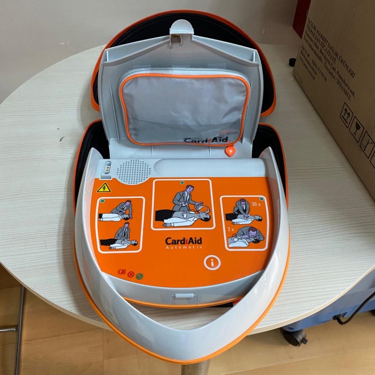 İkinci El CardiAid AED Defibrilatör - Medbidding