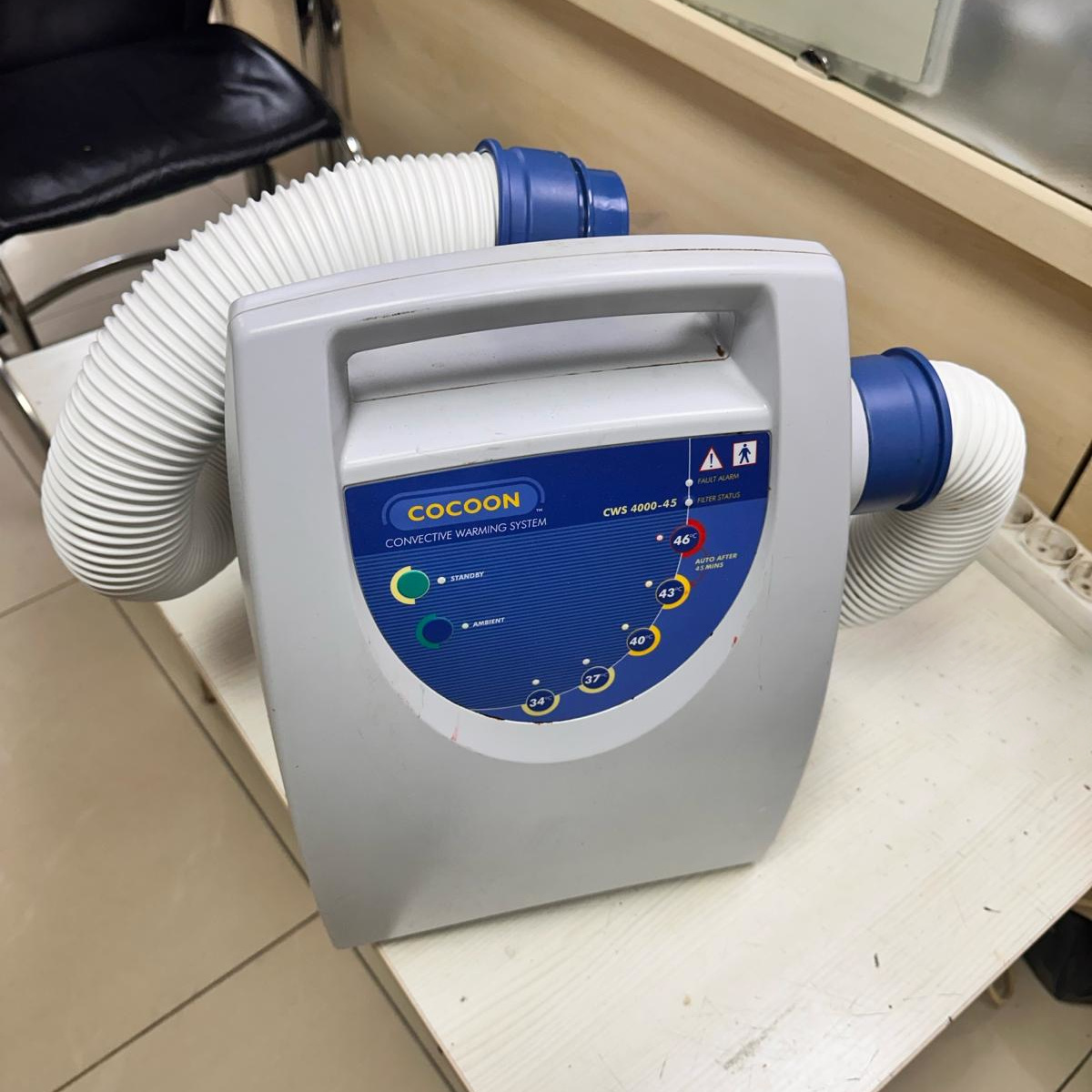 Secondhand Cocoon CWS4000 Patient Warming Device - Medbidding