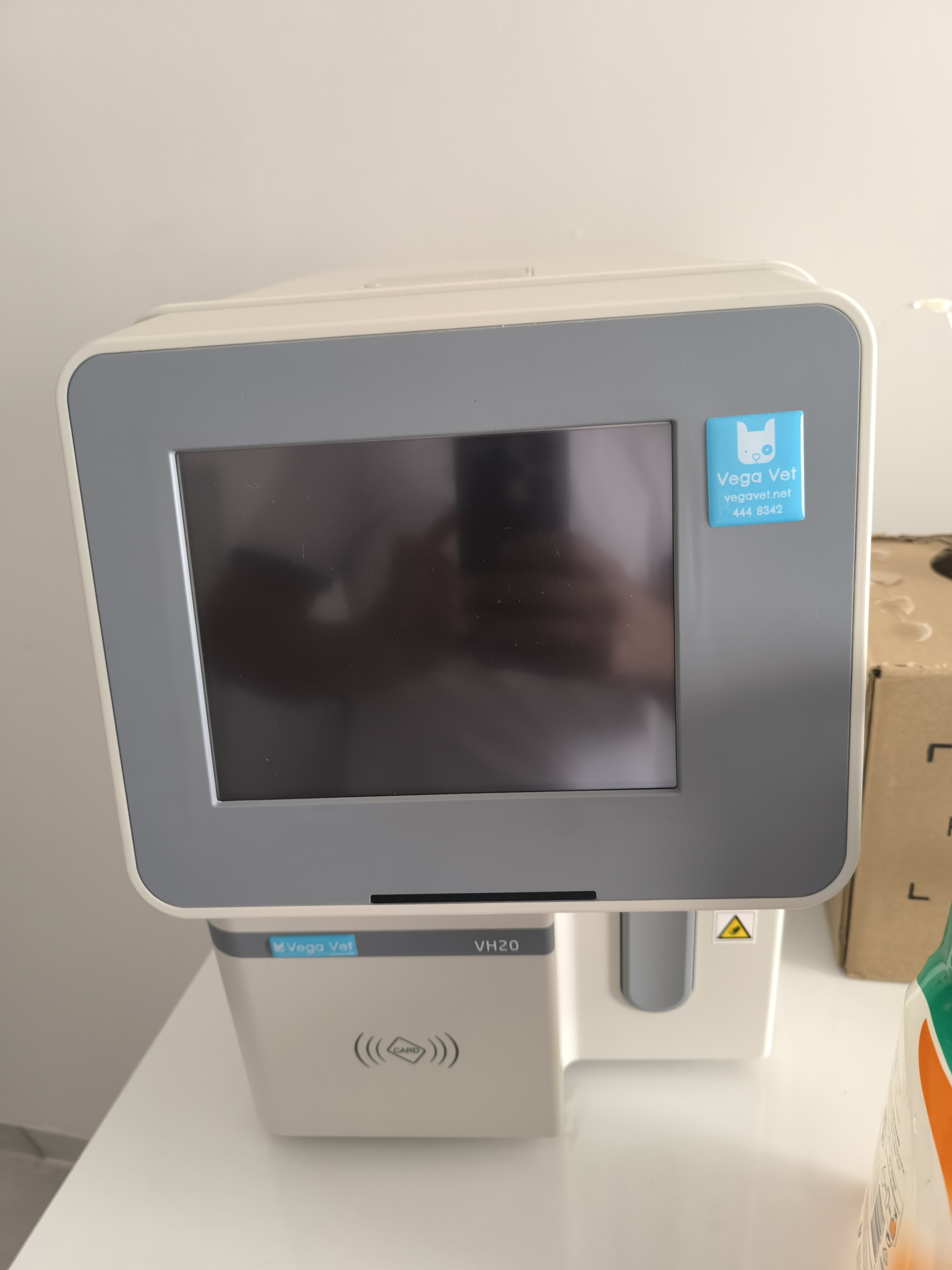 Secondhand Genvet VH20 Hemogram Device - Medbidding