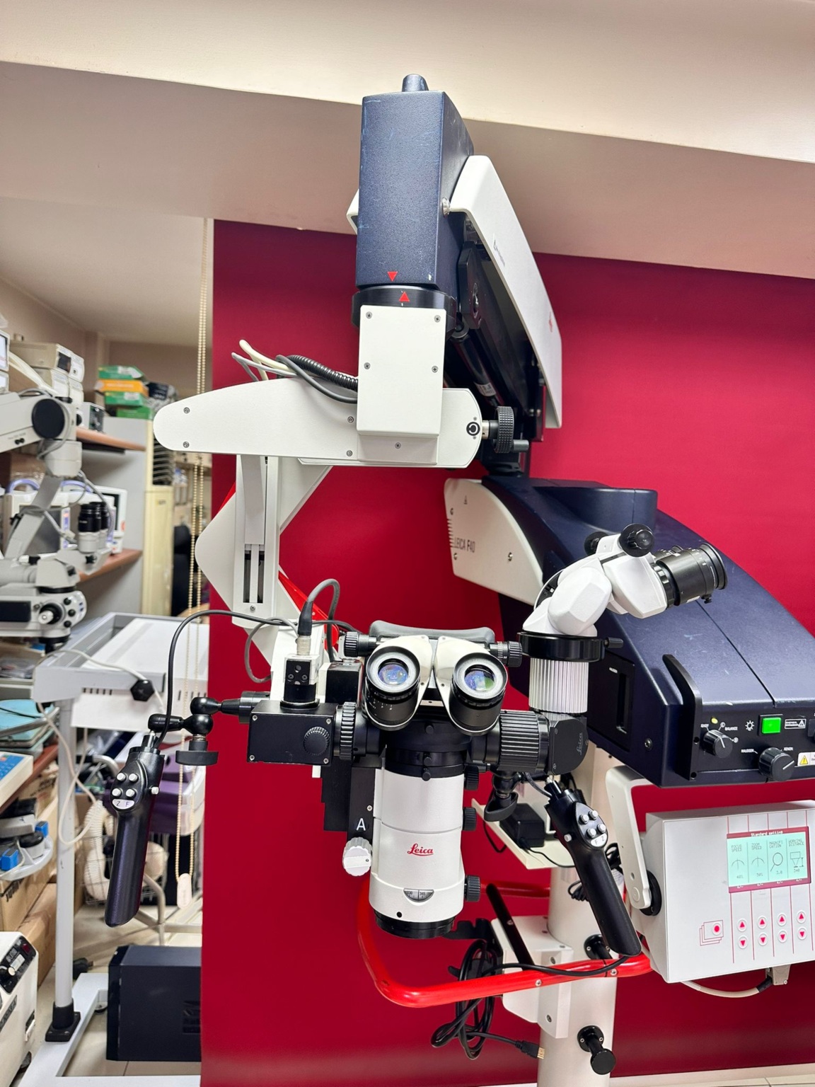 Secondhand Leica M525 F40 Neurosurgical Microscope - Medbidding