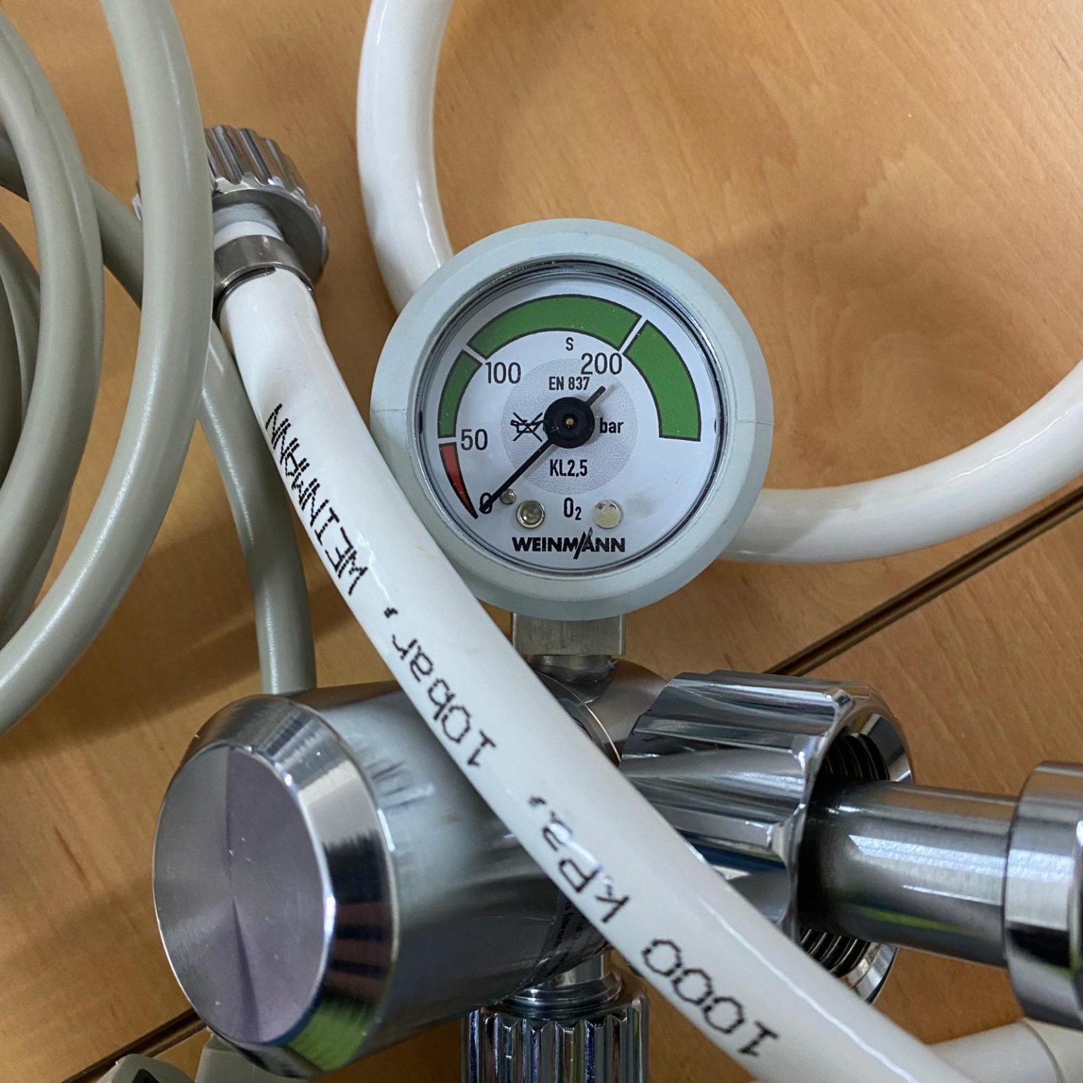 Secondhand Herrmann Hyper Medozon Comfort Ozone Generator - Medbidding