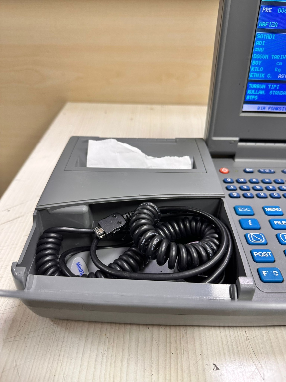 Secondhand MIR Spirolab III Spirometer - Medbidding