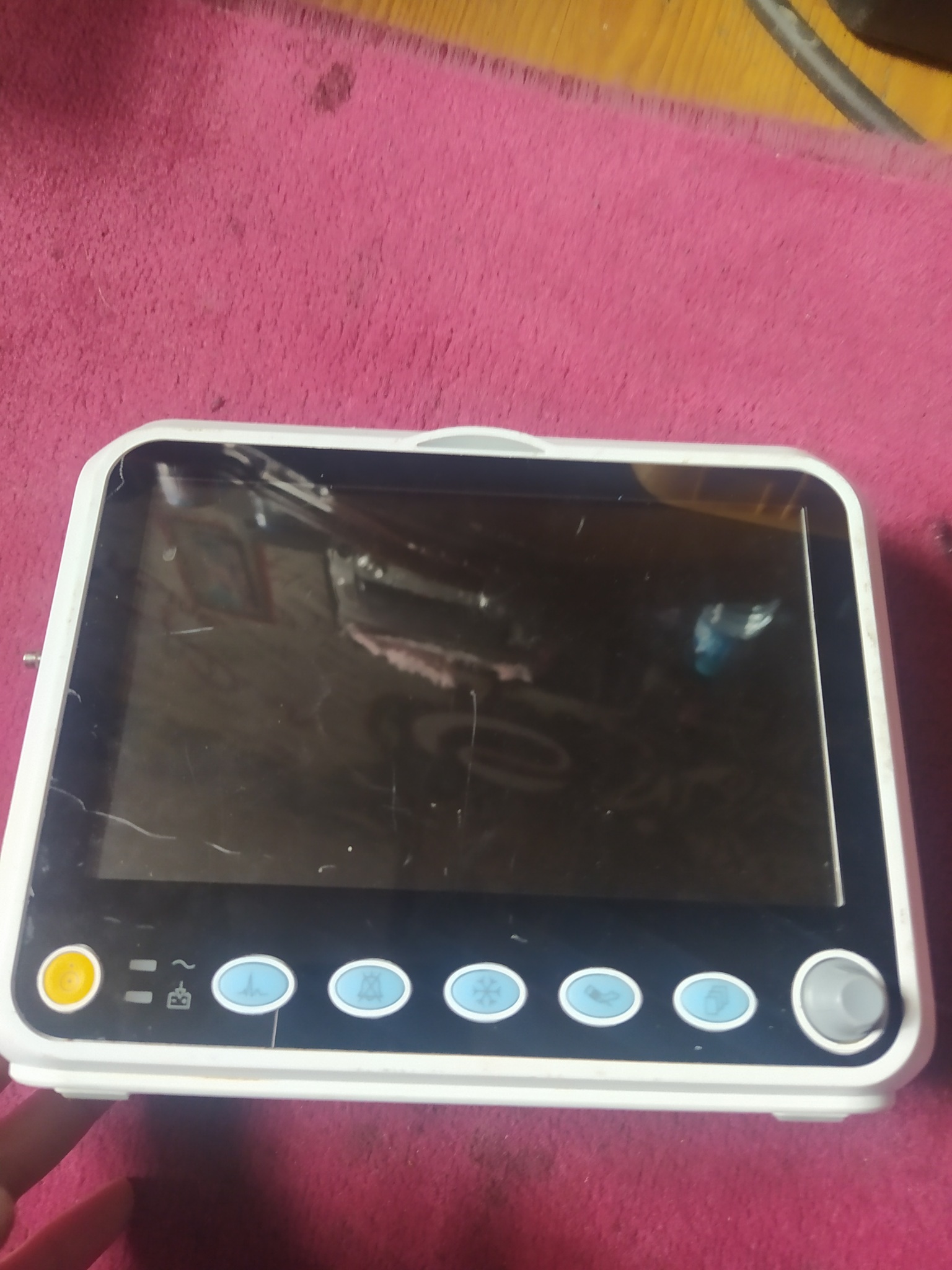 Secondhand Creative PC-3000 Patient Monitor - Medbidding
