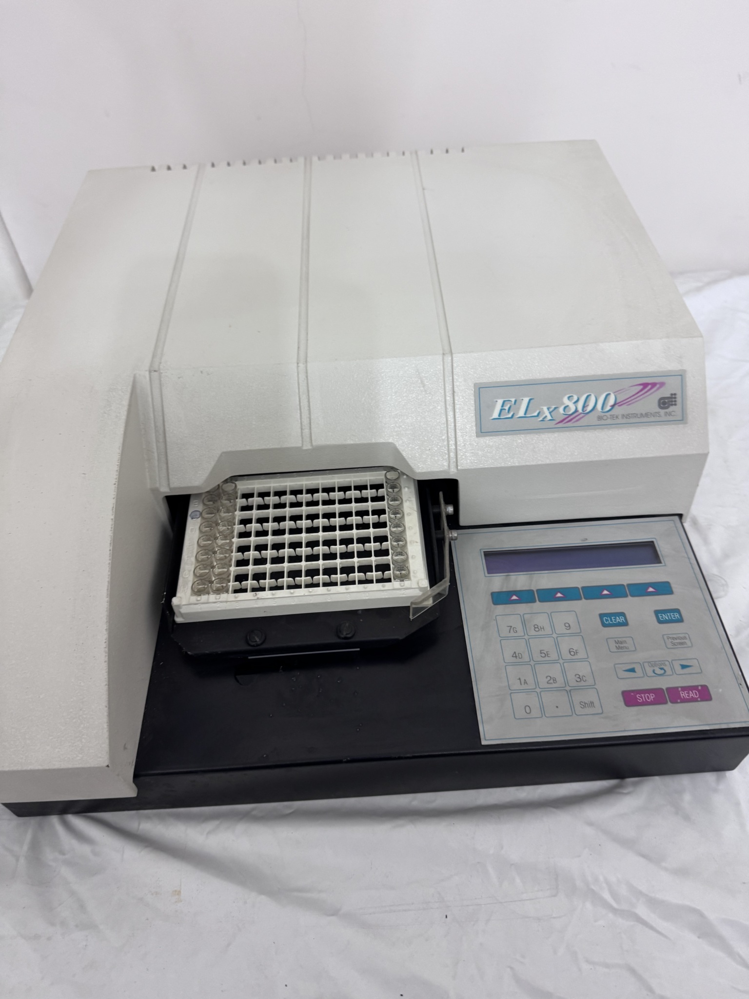 Secondhand Biotek ELx800 Microplate Reader - Medbidding